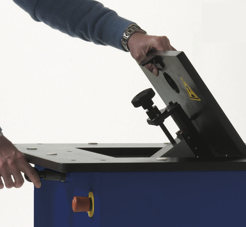 Vitap Wotan - Edge-banding, trimming, and end-cutting with glue pot